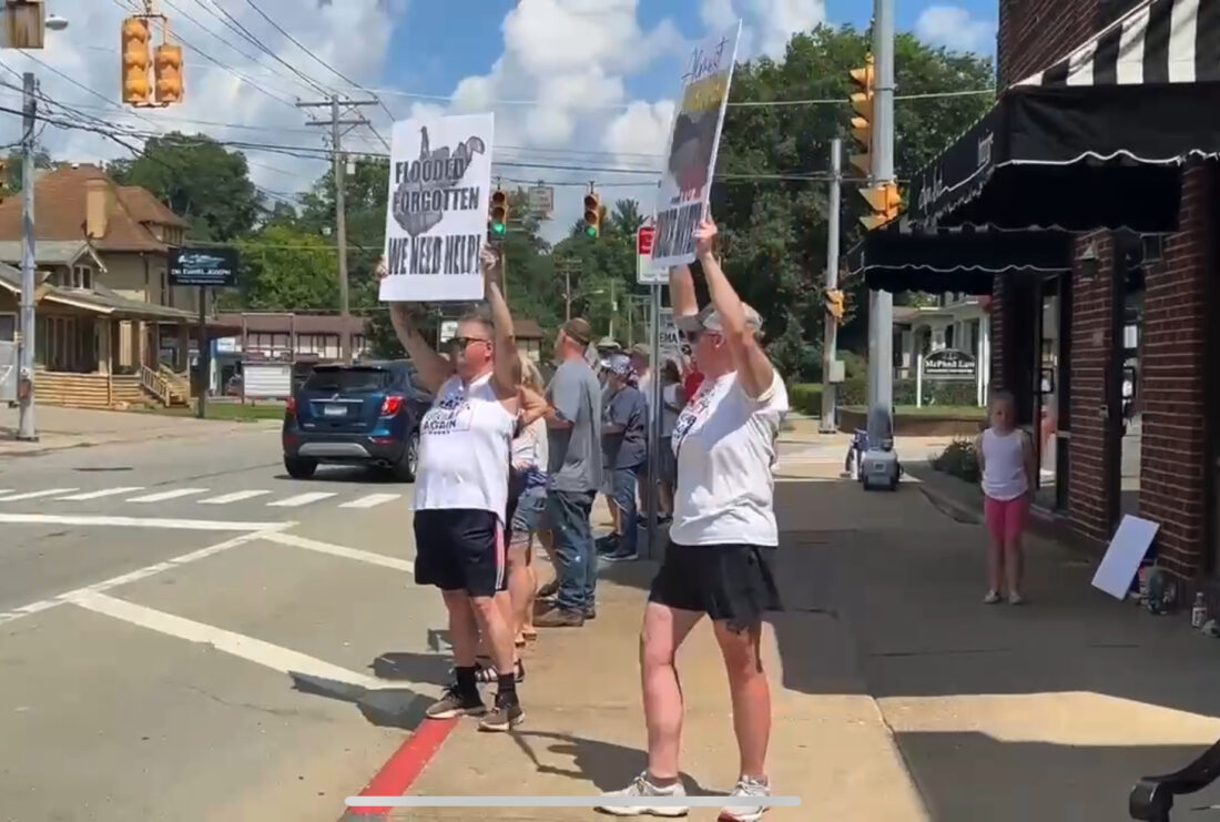Video: Demonstrators Demand FEMA Assistance In Ohio County | News ...